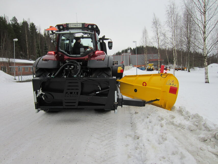 Snow ploughs | SHJ TR | Aebi Schmidt Group